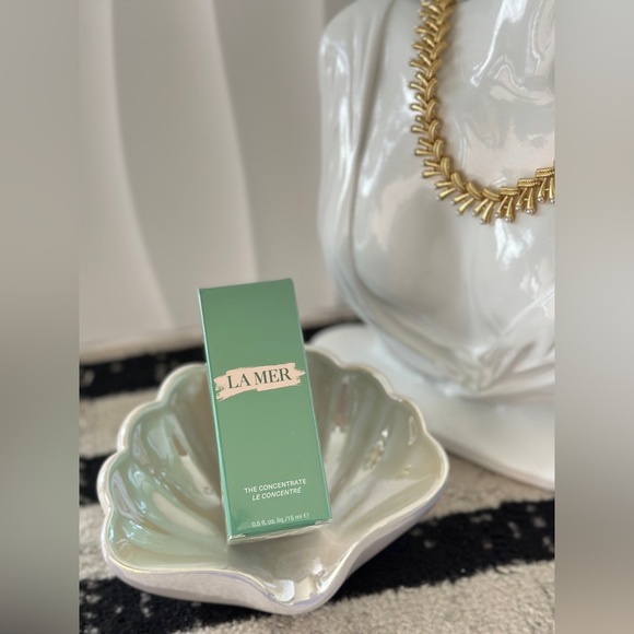La Mer | Skincare | New La Mer The Concentrate | Poshmark